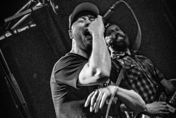 Tante Olga præsenterer Rage Again - Randers Netavis